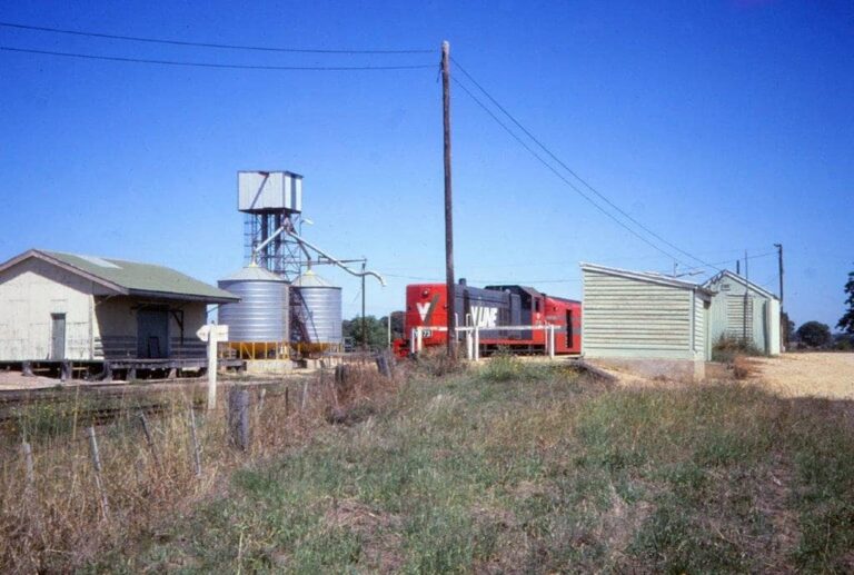 Cowwarr - Gippsland Plains Rail Trail